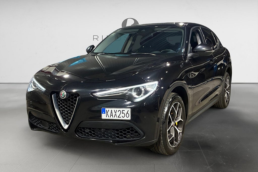 Alfa Romeo Stelvio 2.0 Turbo 280 HK AUT Q4 AWD SUPER KEYLE (KAX256 ...