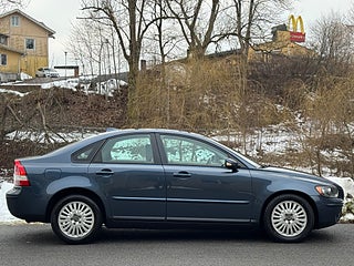 Volvo S40 2.4 Momentum Automat & Bi-Xenon #SÅLD# (WWG544) - Bytbil.com