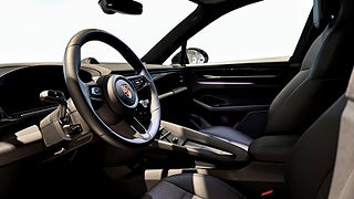 Porsche Macan 4 (KAM26X) - Bytbil.com