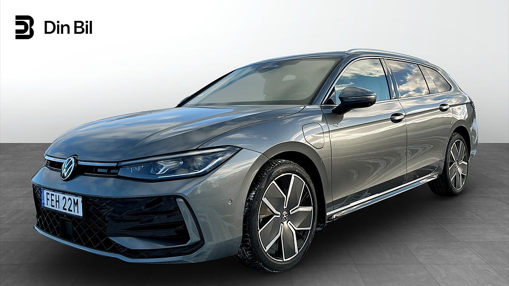 Volkswagen Passat EHYBRID 272 DSG6 R-LINE Swe Edition lage (FEH22M ...
