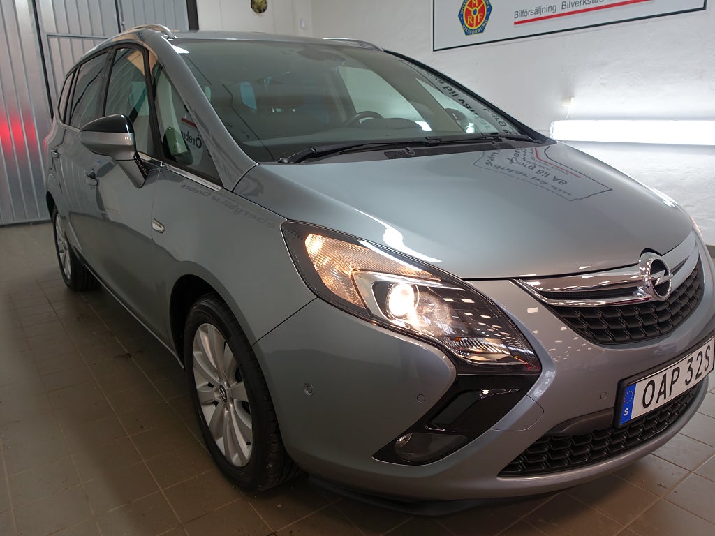 Opel Zafira TOURER 2.0 CDTi 1 ägare/Drag/165HK/OBS PRIS – Marieberg Bil AB