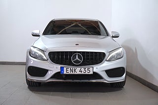Mercedes-Benz C 220 d 4MATIC 9G-Tonic AMG Pano Kamera Drag (-) - Bytbil.com
