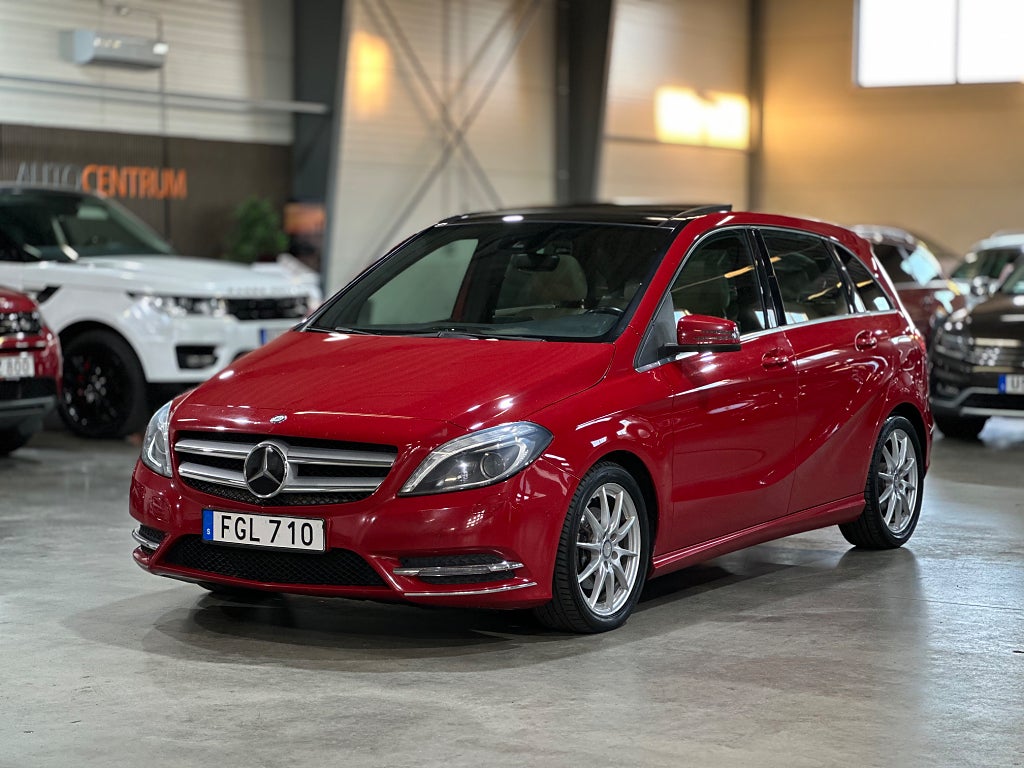 Mercedes-Benz B 180 CDI Pano Drag B-Kamera 109hk (FGL710) - Bytbil.com