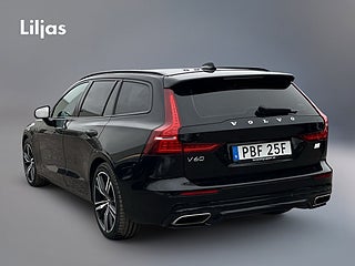 Volvo V60 Recharge T8 R-Design//Drag//Kamera// (PBF25F) - Bytbil.com