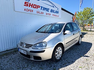 Volkswagen Golf 5-dörrar 2.0 TDI/ LÅG MIL/ DRAGKROK - Staffanstorp ...