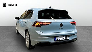 Volkswagen Golf Life eTSI150 DSG Edition Backkamera Keyles (UCL26P ...