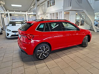 Skoda Kamiq TSI 115 DSG Dynamic Drag|Panorama|Cockpit (XEM40E) - Bytbil.com