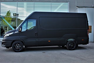 Iveco Daily BLACK STEALTH EDITION 12m3 Van (-) - Bytbil.com