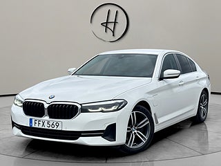 BMW 530e Sedan Steptronic Helskinn Backkamera *SE-UTR (FFX569) - Bytbil.com