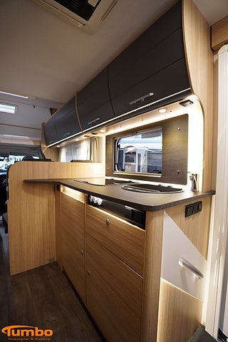 Sunlight A 72 Master Paket 160hk Automat ACx2 (NCP02F) - Bytbil.com