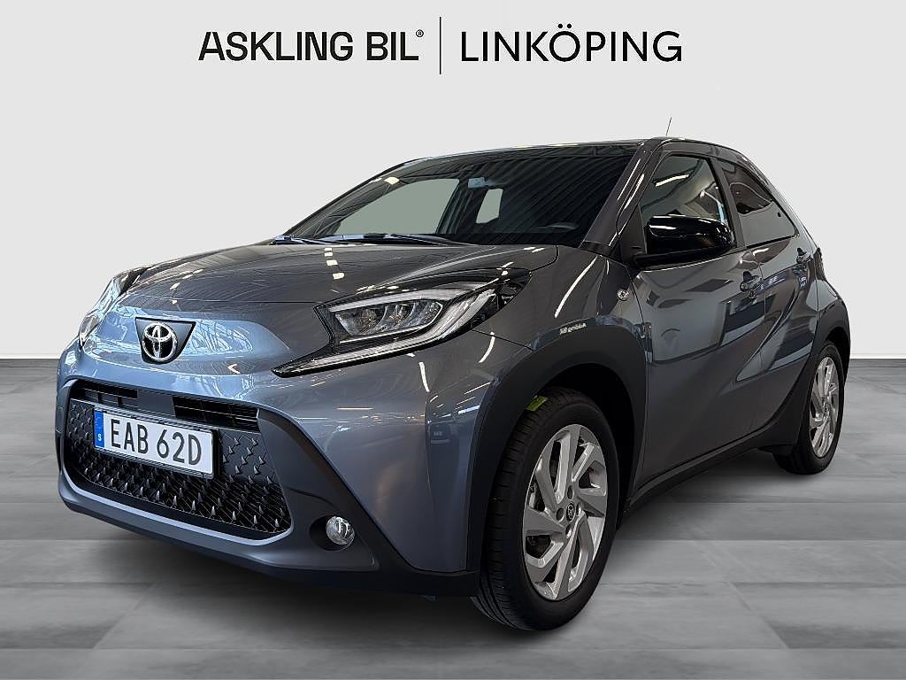 Toyota Aygo X 1.0 VVT-i Manuell Play Comfort & Style Pack (EAB62D ...