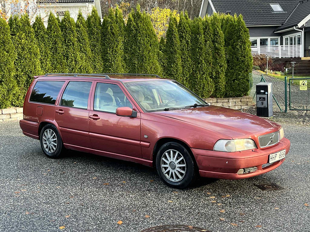 Volvo V70 2.5 20V GLT, 170hk, Nybesiktad, 1998 (HHP669) - Bytbil.com