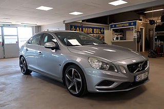 Volvo S60 D5 AWD Geartronic R-Design Euro 5 GPS / Drag (JHS054 ...