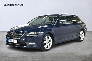 Skoda Superb Kombi 2.0 TDI DSG Style 150hk Navi Drag Carpl (CFP133 ...
