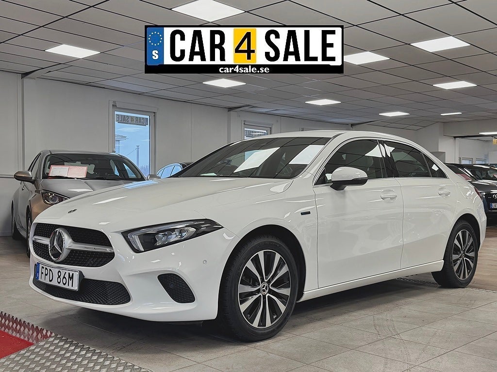 Mercedes-Benz A 250e 8G-DCT Plug-In|Kamera|Navi|Drag|Massa (FPD86M) - Bytbil.com