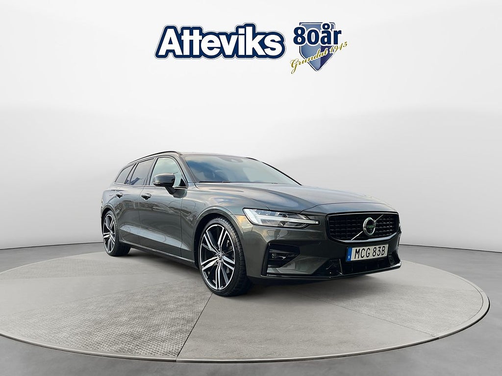 Volvo V60 B4 R-Design Drag/Värmare/Pano/Head-Up (MCG83B) - Bytbil.com