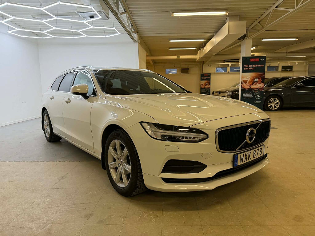 Volvo V90 T5 Momentum Dragkrok Värmare Panorama Navi Senso (WXK878 ...