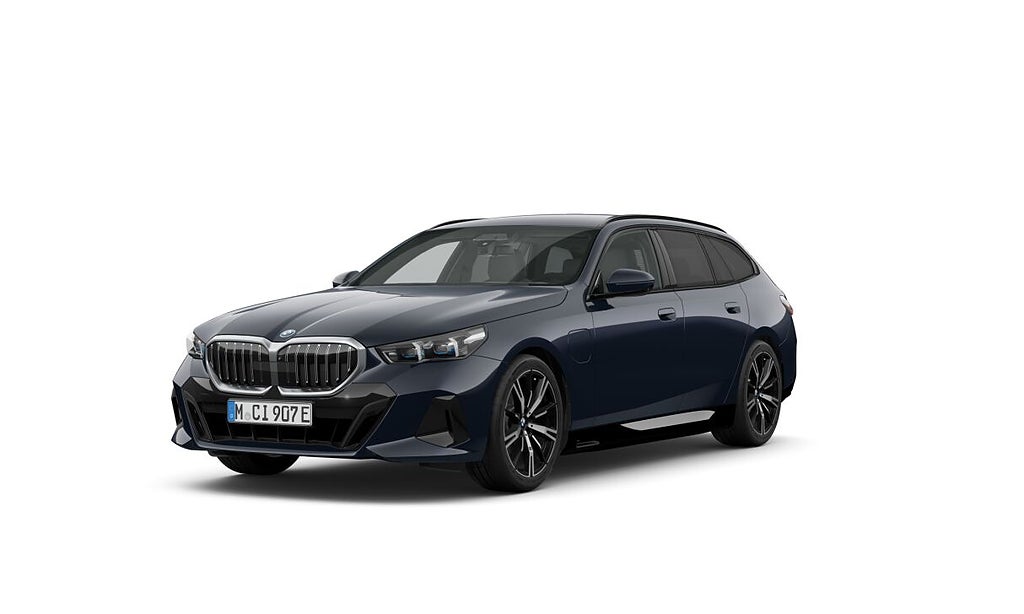 BMW 530e xDrive Touring Steptronic M Sport / Innovation / (ZEF72C ...